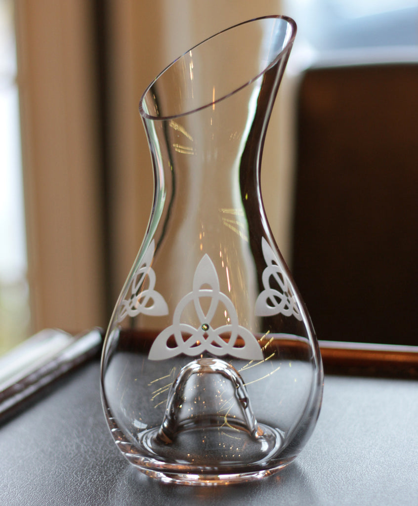 Trinity Knot Cocktail Carafe – Healy Glass Artistry